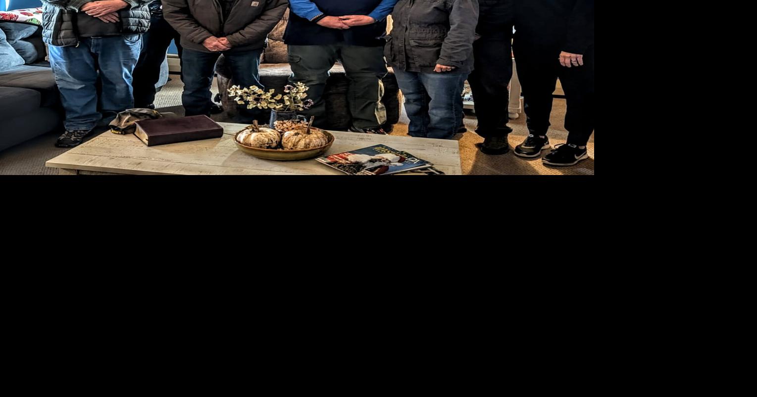Retired police chief honored | Local News | standard-journal.com