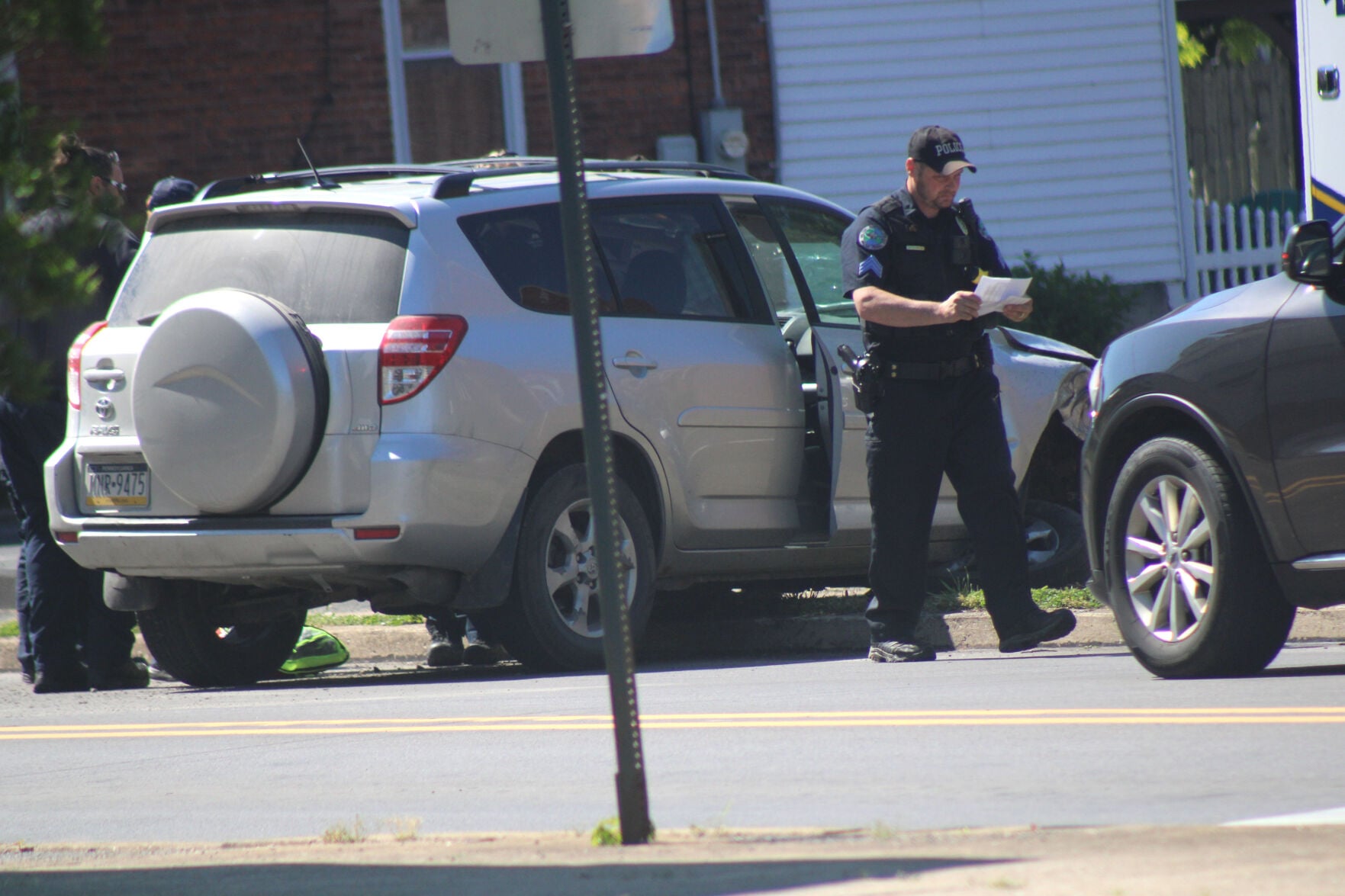Crash stalls Mahoning Street traffic | | standard-journal.com
