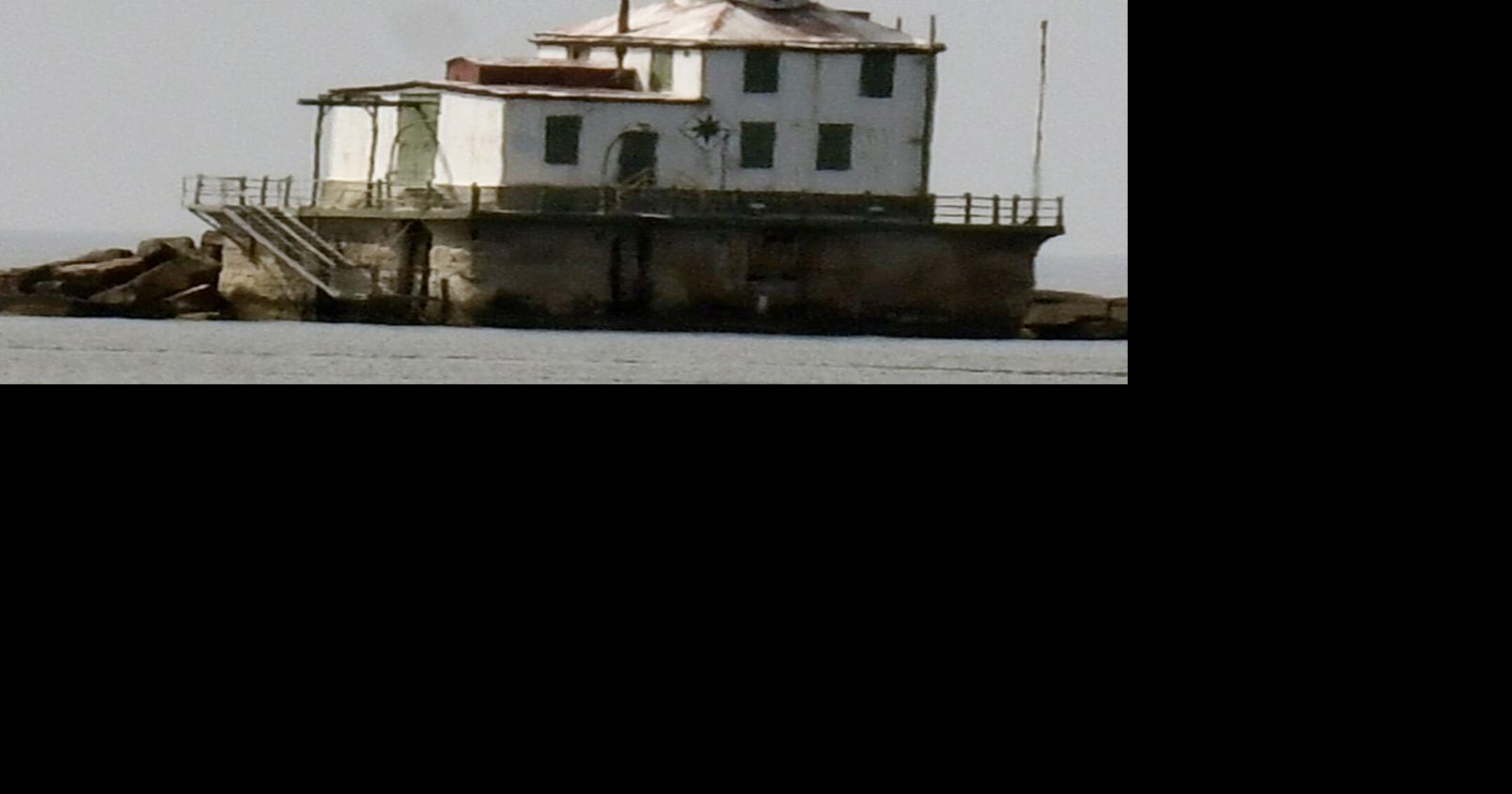 Fundraiser assists in lighthouse maintenance | News | starbeacon.com