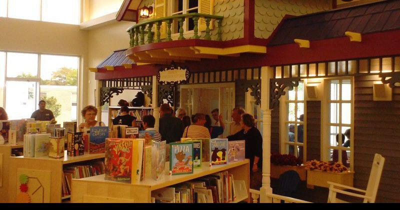 Grand opening of Ashtabula Public Library draws hundreds | Local News ...