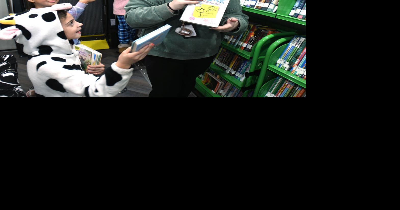 ACDL new bookmobile visits Ridgeview Elementary | News | starbeacon.com