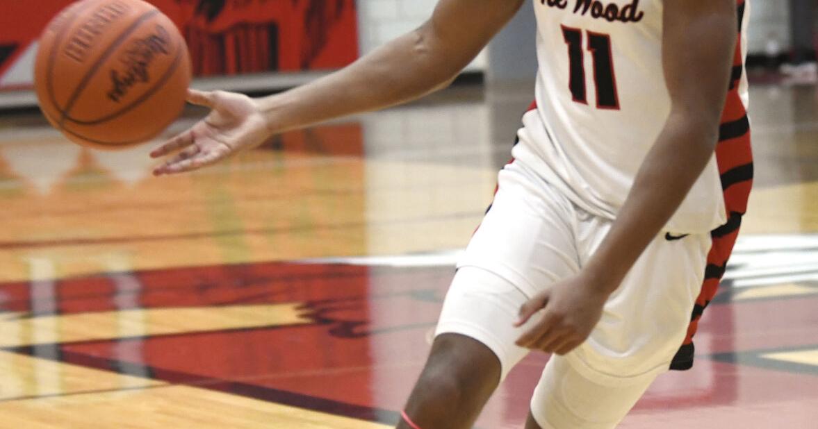 Eagles, Warriors preparing for key CVC Lake boys basketball game Friday ...