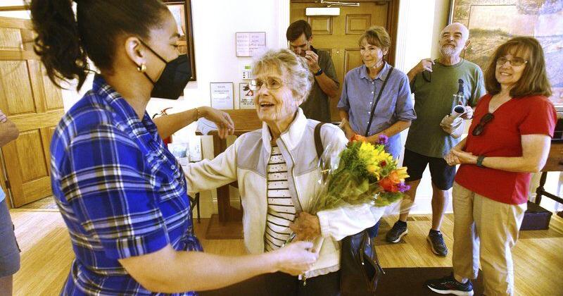 Family makes pilgrimage to Hubbard House to look into roots | Local ...