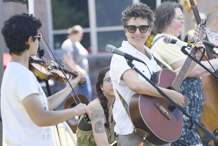 Pollinator festival draws crowd to outdoor learning center | News ...