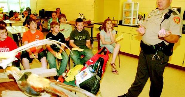 Students learn about community at PV Middle School | Local News ...