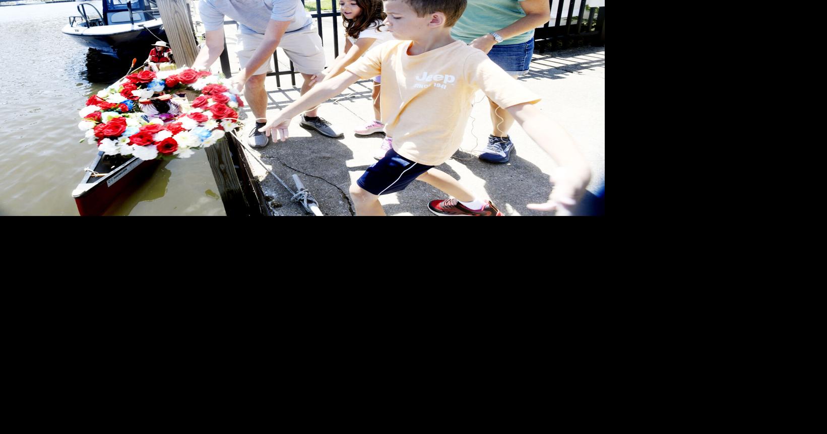 Blessing of fleet celebrated in Ashtabula Harbor | News | starbeacon.com
