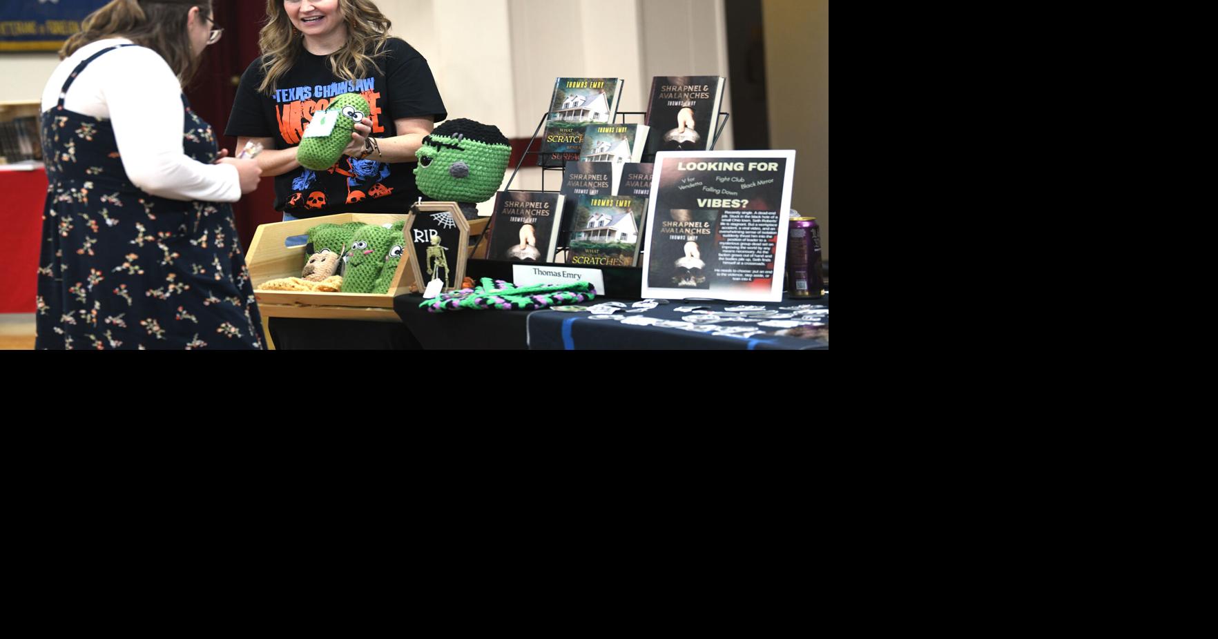Book show draw two different crowds | News | starbeacon.com