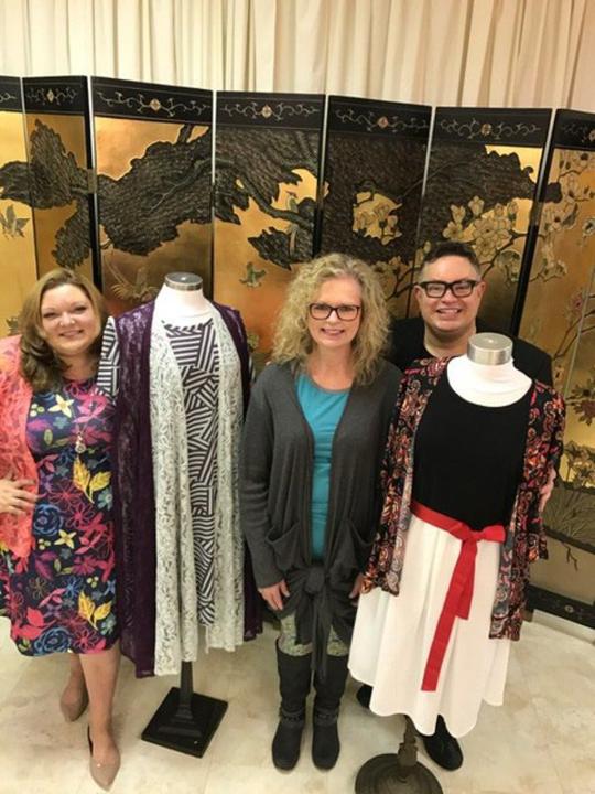 LuLaRoe owner donates to Homesafe | Local News | starbeacon.com