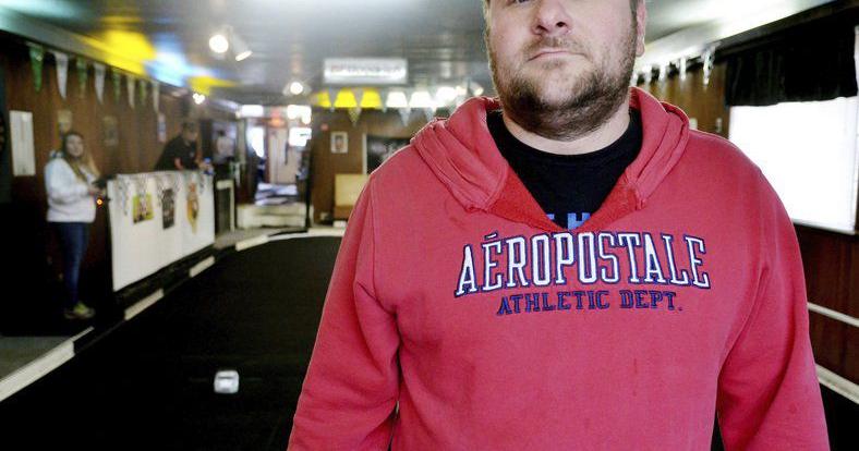 The carpeted oval Remote control car racing a hit in GOTL | Local News ...