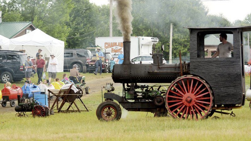 Thousands gather at Antique Engine Club show | Local News | starbeacon.com