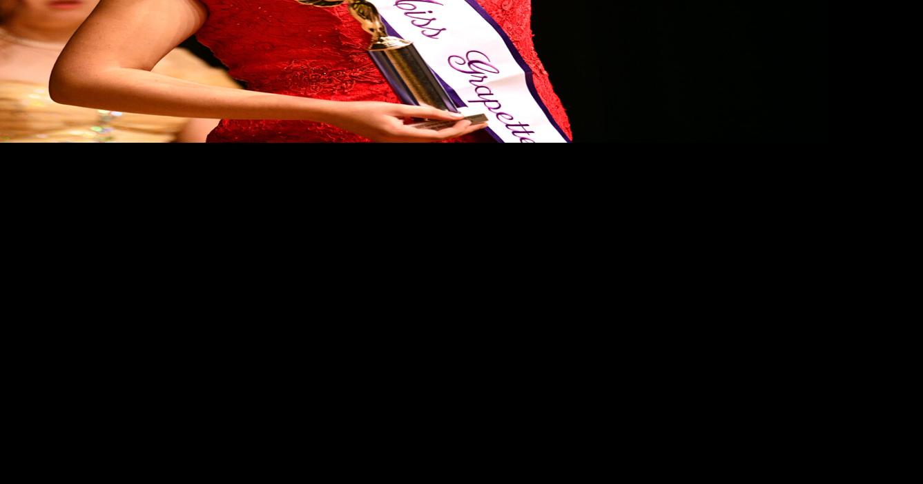 Royalty crowned at Miss Grapette pageant | News | starbeacon.com