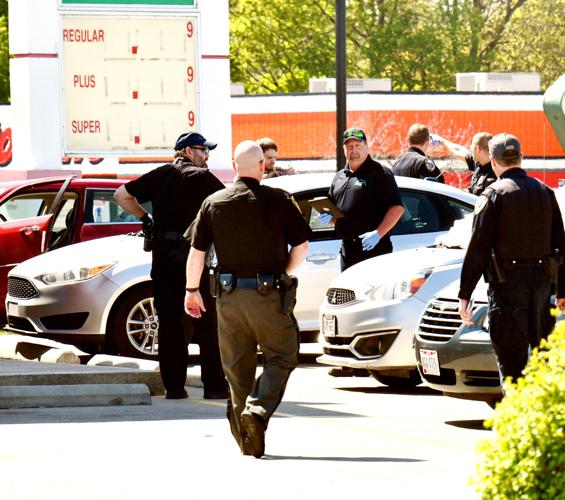 One dead, another injured in shooting outside auto parts store in ...