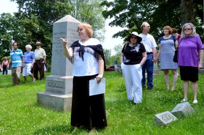 Historic Chestnut Grove Cemetery comes alive | News | starbeacon.com
