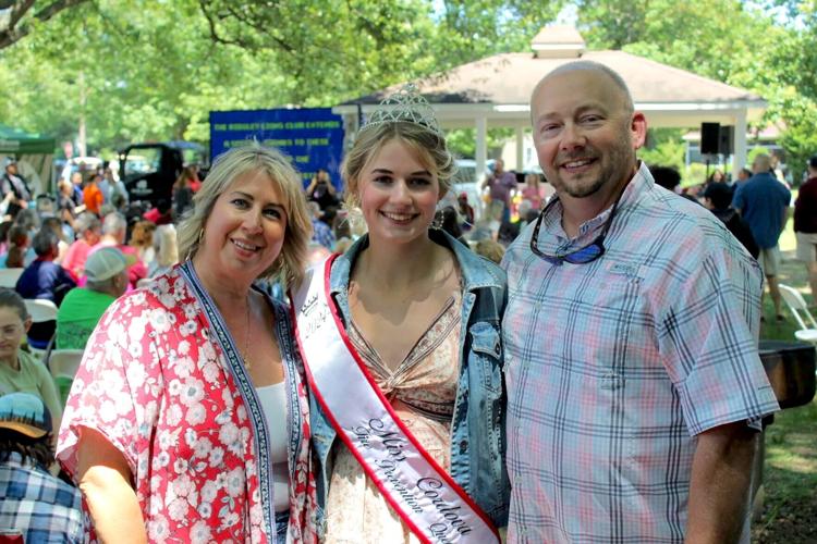 44th Strawberry Festival draws thousands | News | stardem.com