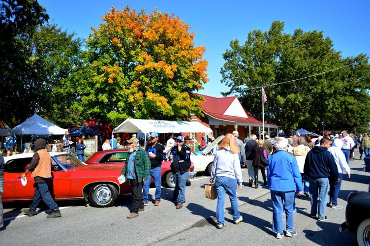 NASCAR legend Richard Petty visits Ridgely Car Show | Spotlight ...