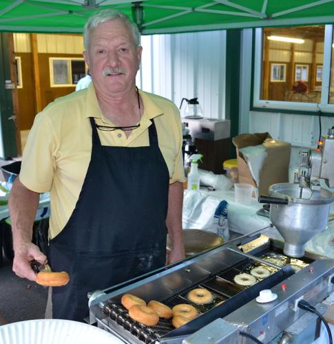 Donut Peddler new at the fair | Life | stardem.com
