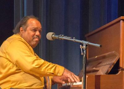 Daryl Davis set for Saturday at Mainstay | Music | stardem.com