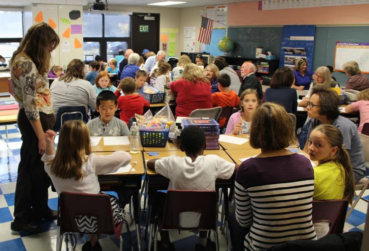 Bayside Elementary holds Grandparents' Day | Life | stardem.com