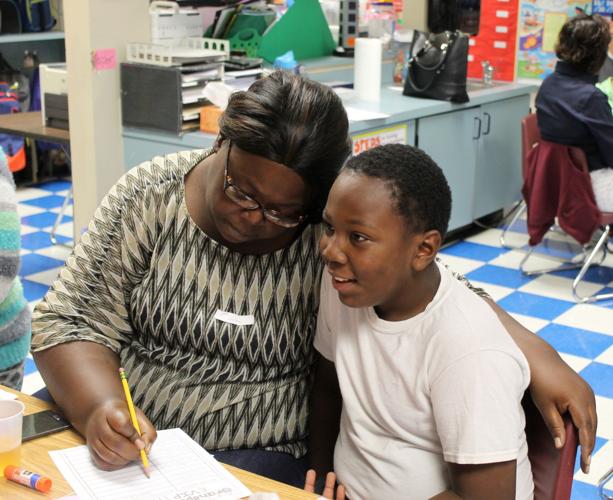 Bayside Elementary School celebrates Grandparents Day | Life | stardem.com