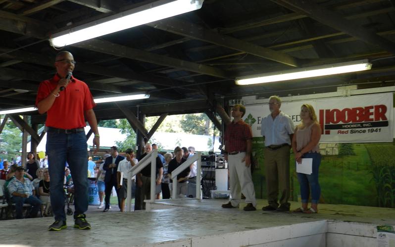 Warren named 'Noteworthy Farmer' | Local | stardem.com