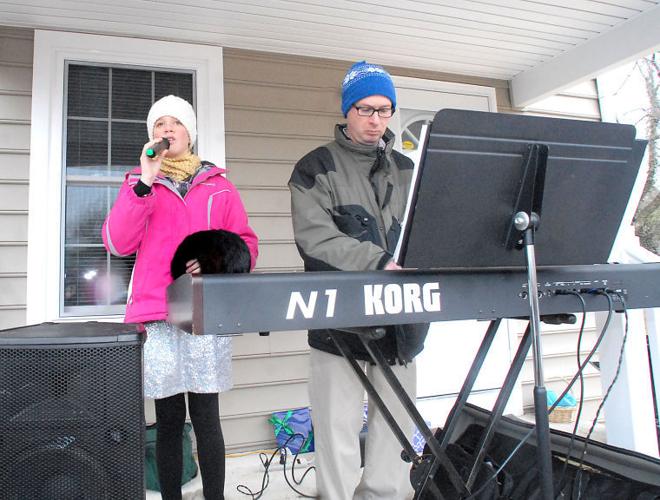 Habitat dedicates 3 new homes | Local | stardem.com