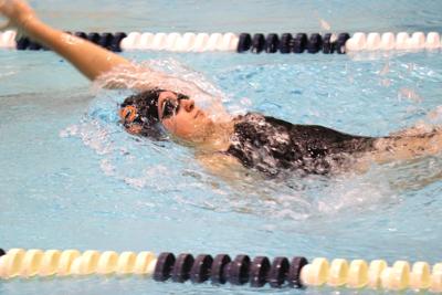 Easton stays unbeaten in pool | Sports | stardem.com