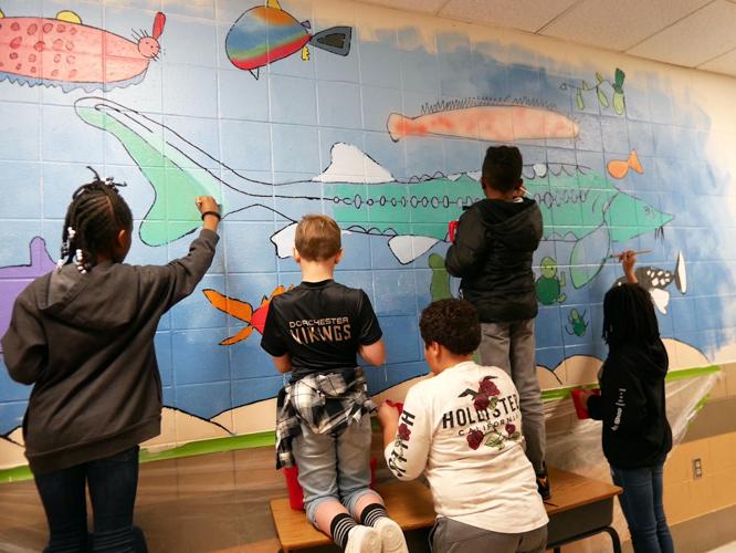 Elementary students mix art, science and sturgeon | Life | stardem.com