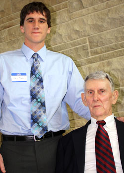 CHS Alumni Assoc. awards $10K scholarship | Life | stardem.com