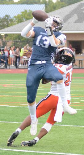 Air attack helps Bucs rout Easton | Sports | stardem.com