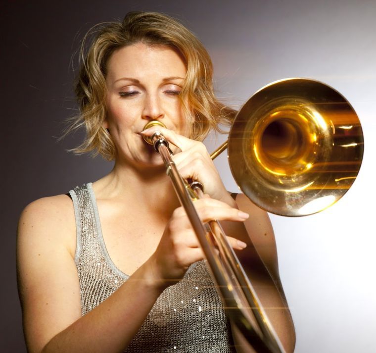 Emily Asher's Garden Party live at the Mainstay | Music | stardem.com