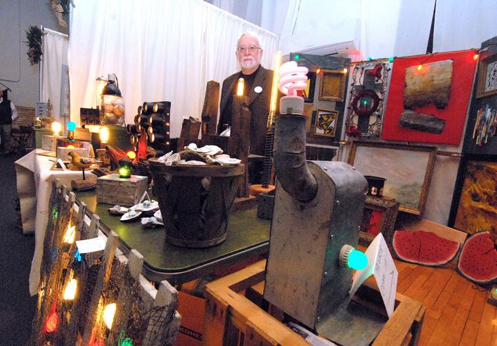 Christmas in Easton craft show continues today | Spotlight | stardem.com