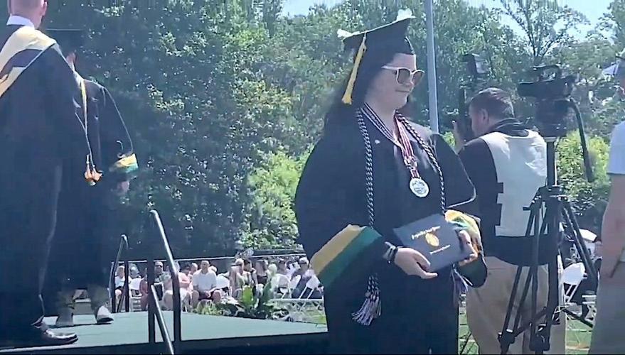 QA seniors break Seal of Biliteracy medals record | Life | stardem.com