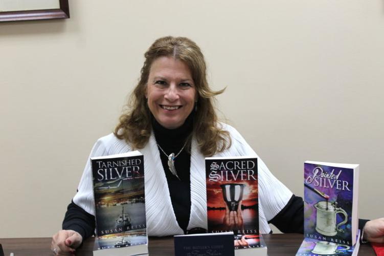 Local authors sign books at library | Local | stardem.com