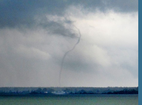 Waterspout/tornado sighted near Oxford heading north | Local | stardem.com
