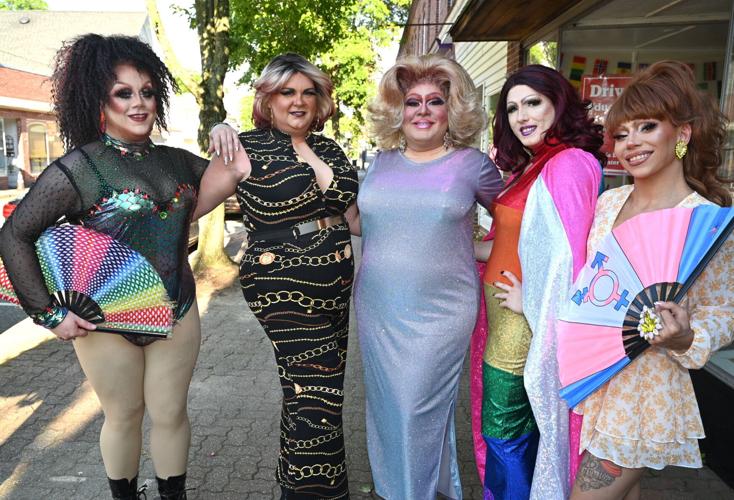 Drag show raises money at the Pub | Entertainment | stardem.com