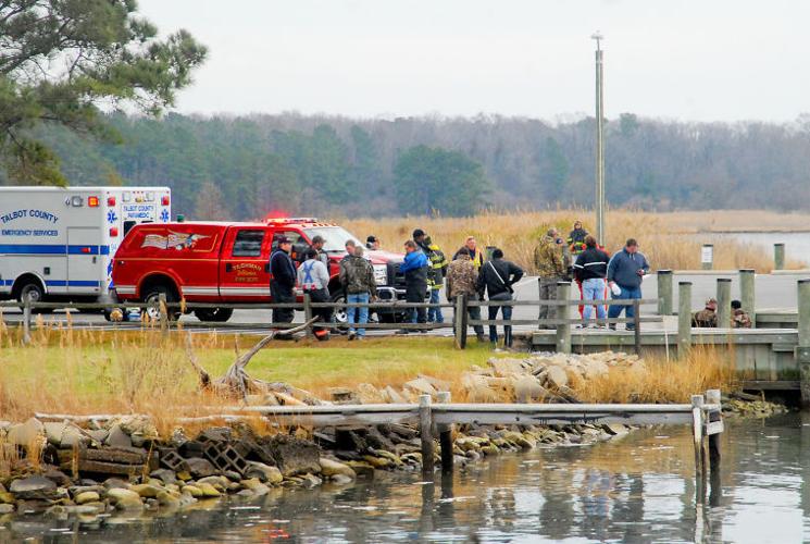 Duck hunter drowns after boat flips | Local | stardem.com