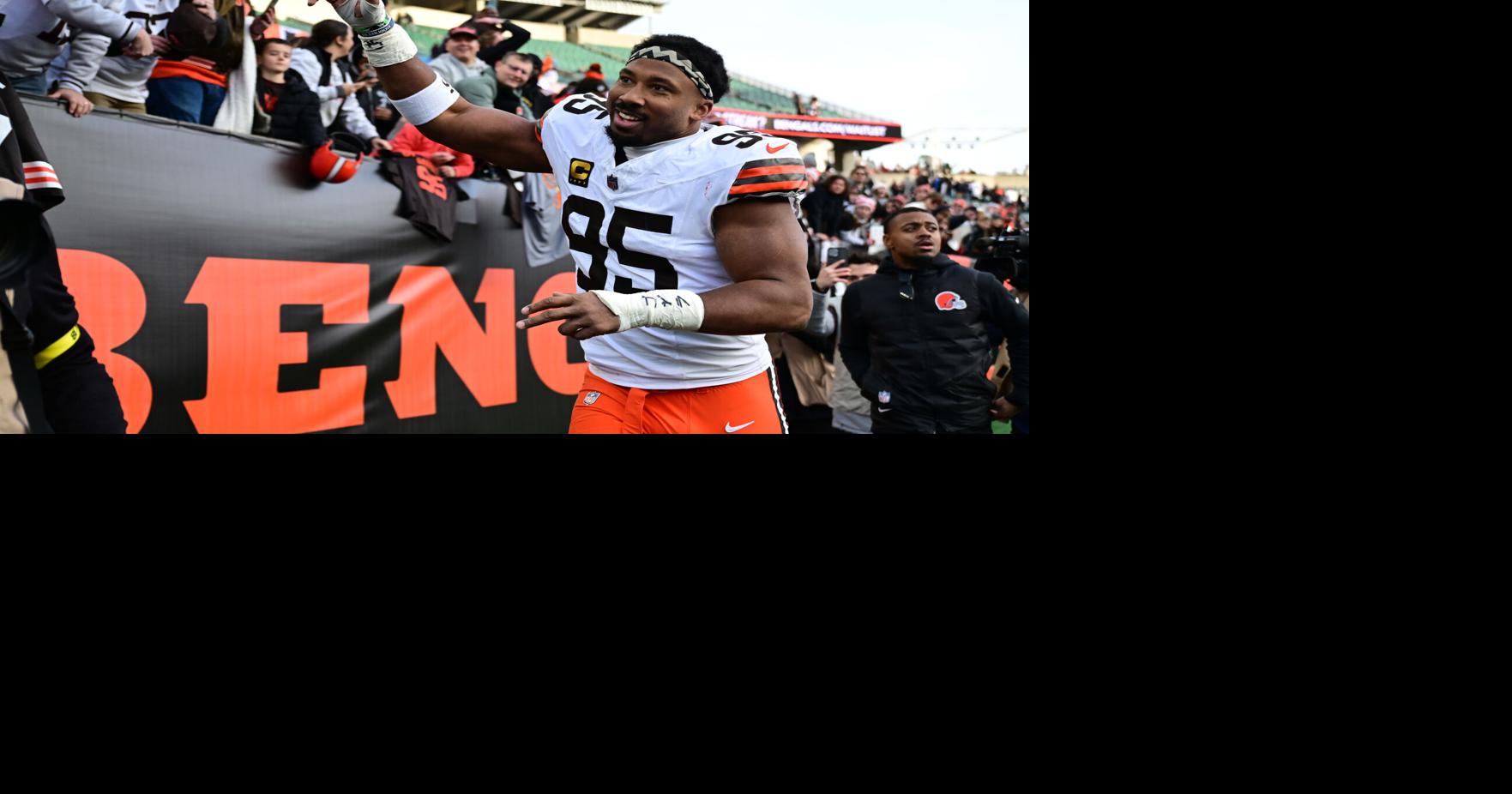 Garrett moves on after 9 seasons in Cleveland, the Browns' problems ...