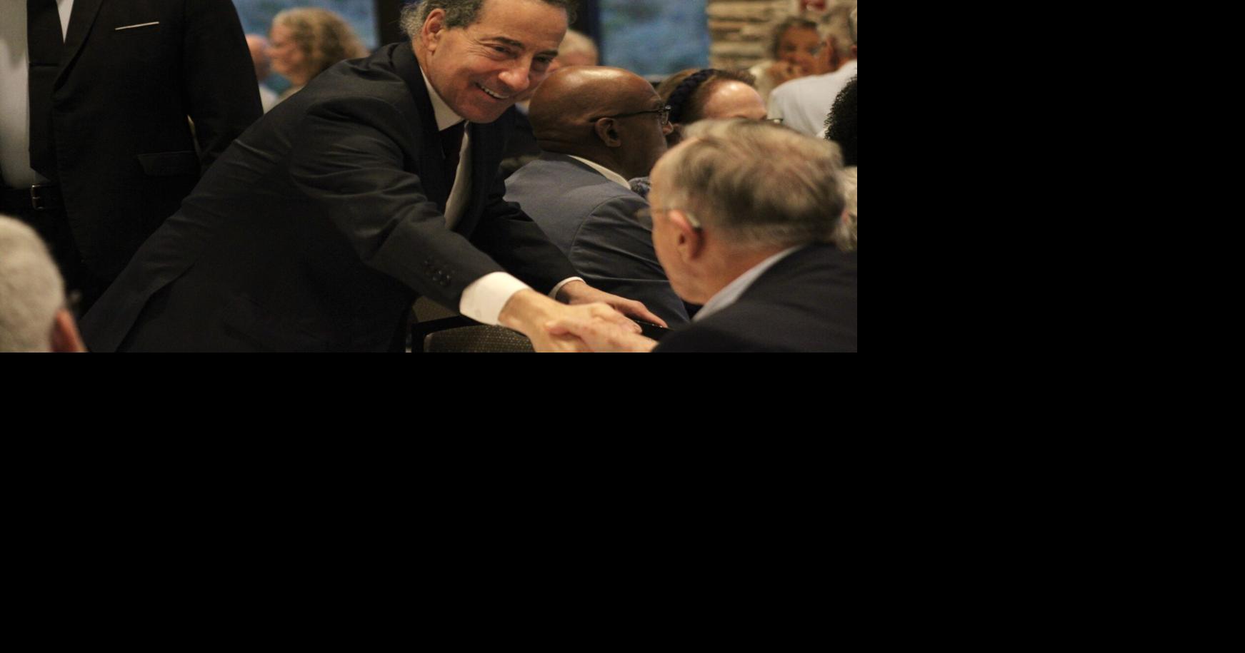 Raskin speaks to Dems in Easton; weighs in on shutdown, '26 midterms ...