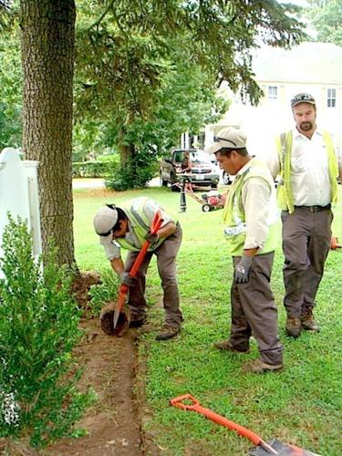 Brickman donates landscaping to Veterans park | Local | stardem.com