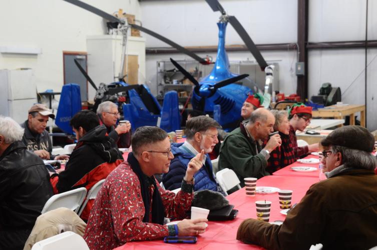 Holly Run delivers donations, Christmas cheer | Local | stardem.com