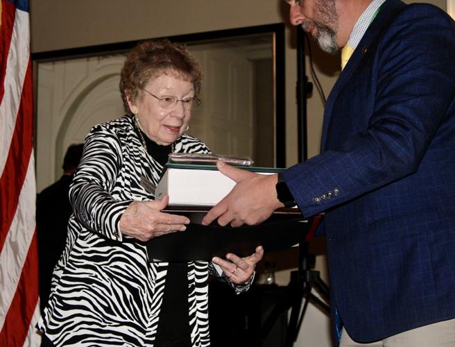 Mautz brings down duck gavel, rings in 54th Waterfowl Festival | Local ...