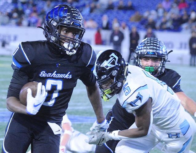 DECATUR HURDLES INTO HISTORY | Sports | stardem.com
