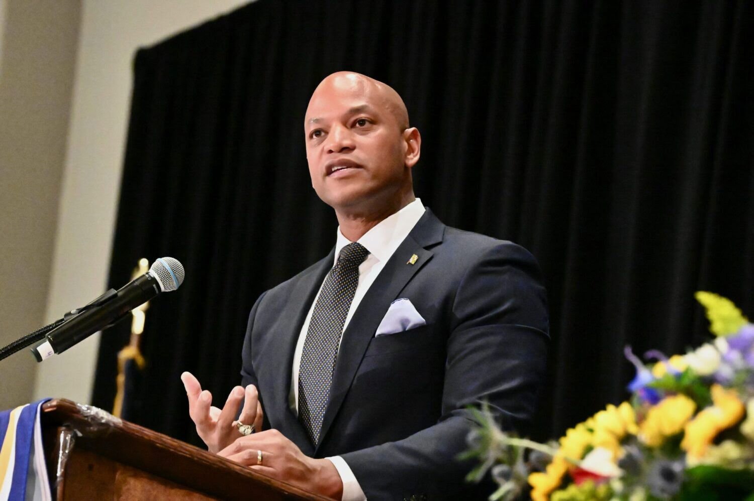 Gov. Moore: No tax hikes to fix $1.5B deficit | State | stardem.com