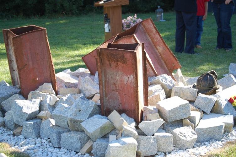 Calhoon MEBA 9/11 Memorial | News | stardem.com