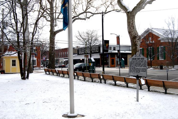 Denton welcomes Sunday snow | Featured | stardem.com