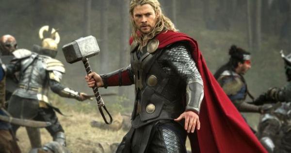 REVIEW: 'Thor: The Dark World' | Maki at the Movies | Greg Maki ...