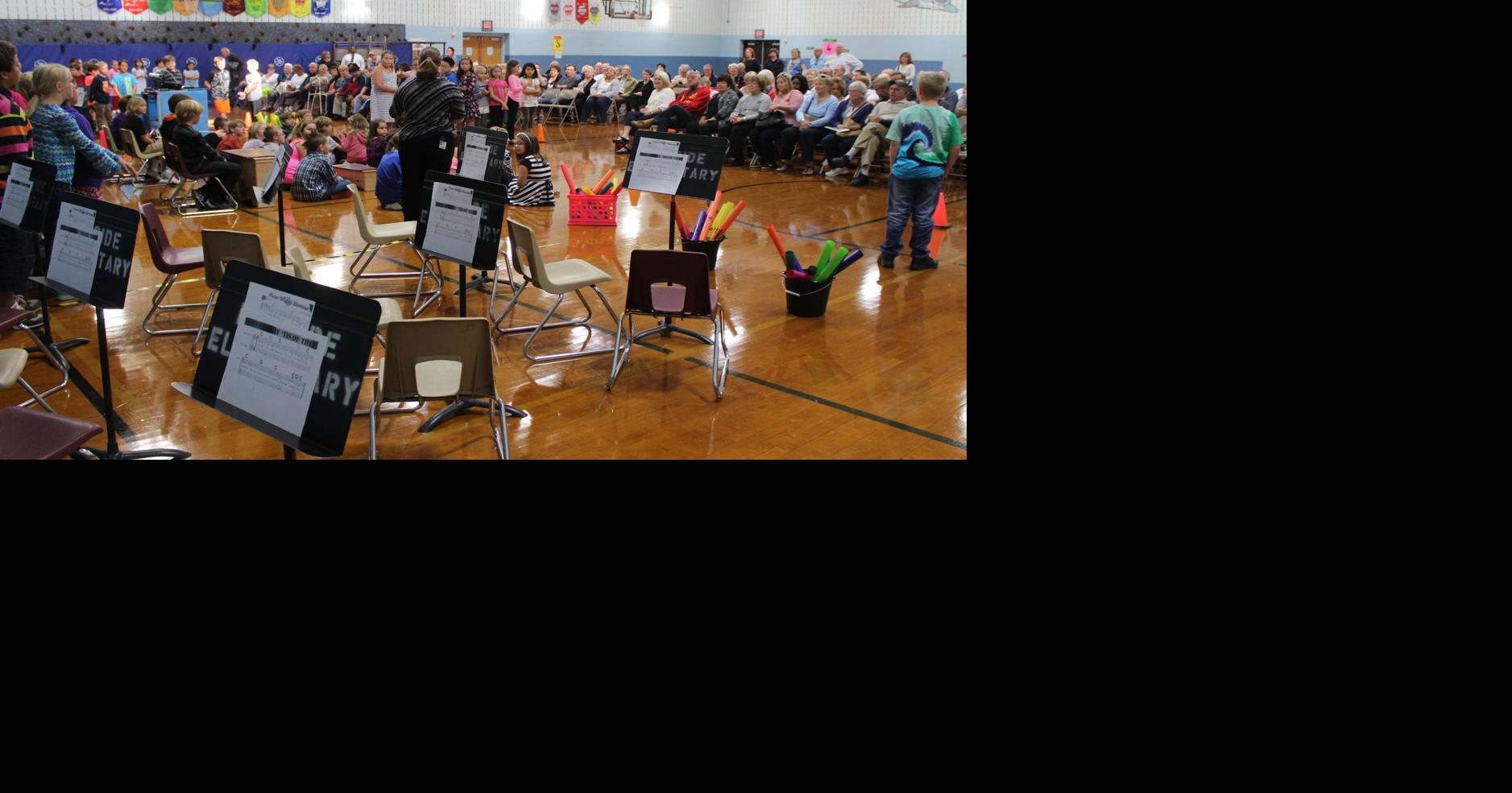 Bayside Elementary holds Grandparents' Day | Life | stardem.com