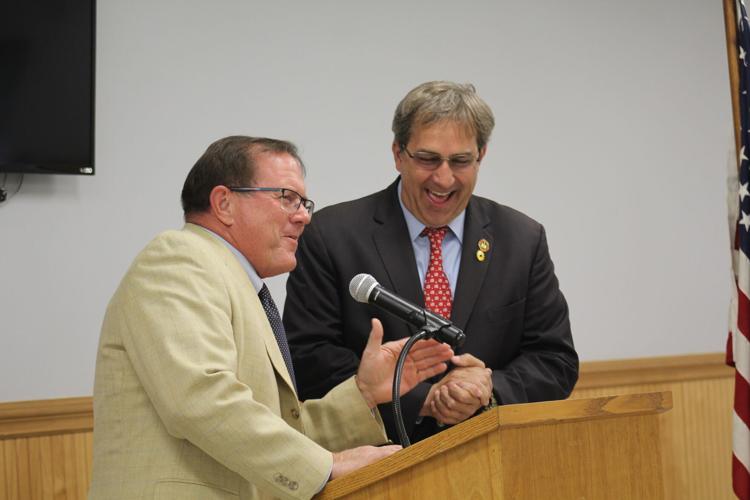 Lincoln Reagan Dinner draws large crowd, proceeds | Local | stardem.com