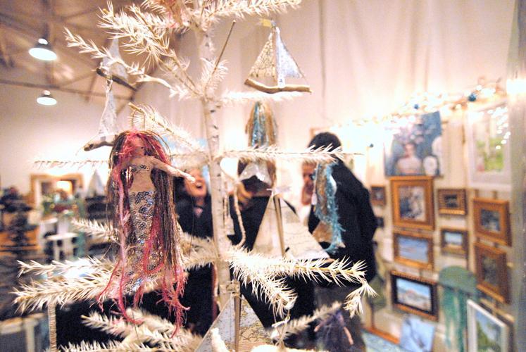 Christmas in Easton craft show continues today | Spotlight | stardem.com