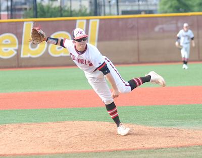 CROWDED AT THE TOP | Stardem | stardem.com